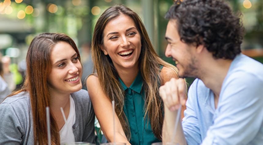 160 Flirty Questions to Ask Your Girlfriend | Romantic & Fun Ideas ...